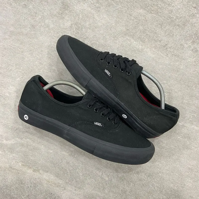 vans authentic black pro