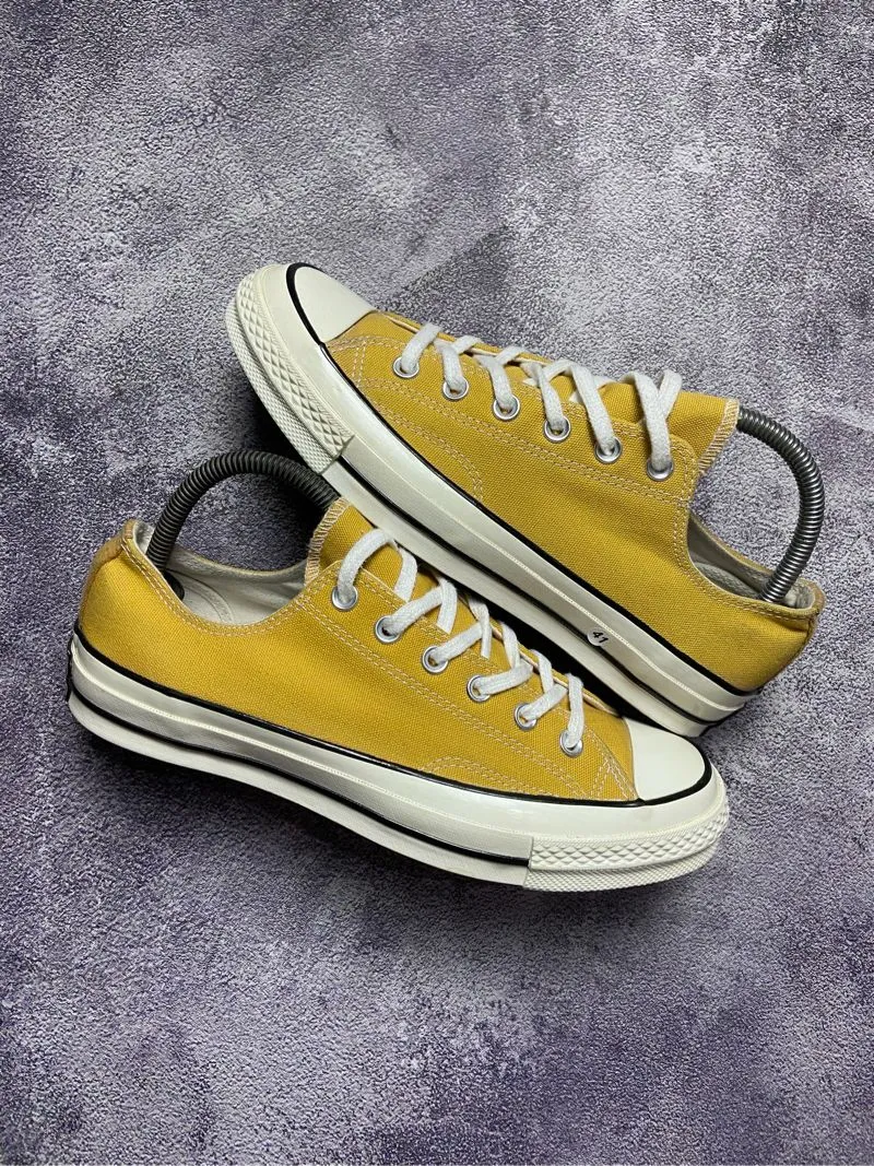 yellow converse low